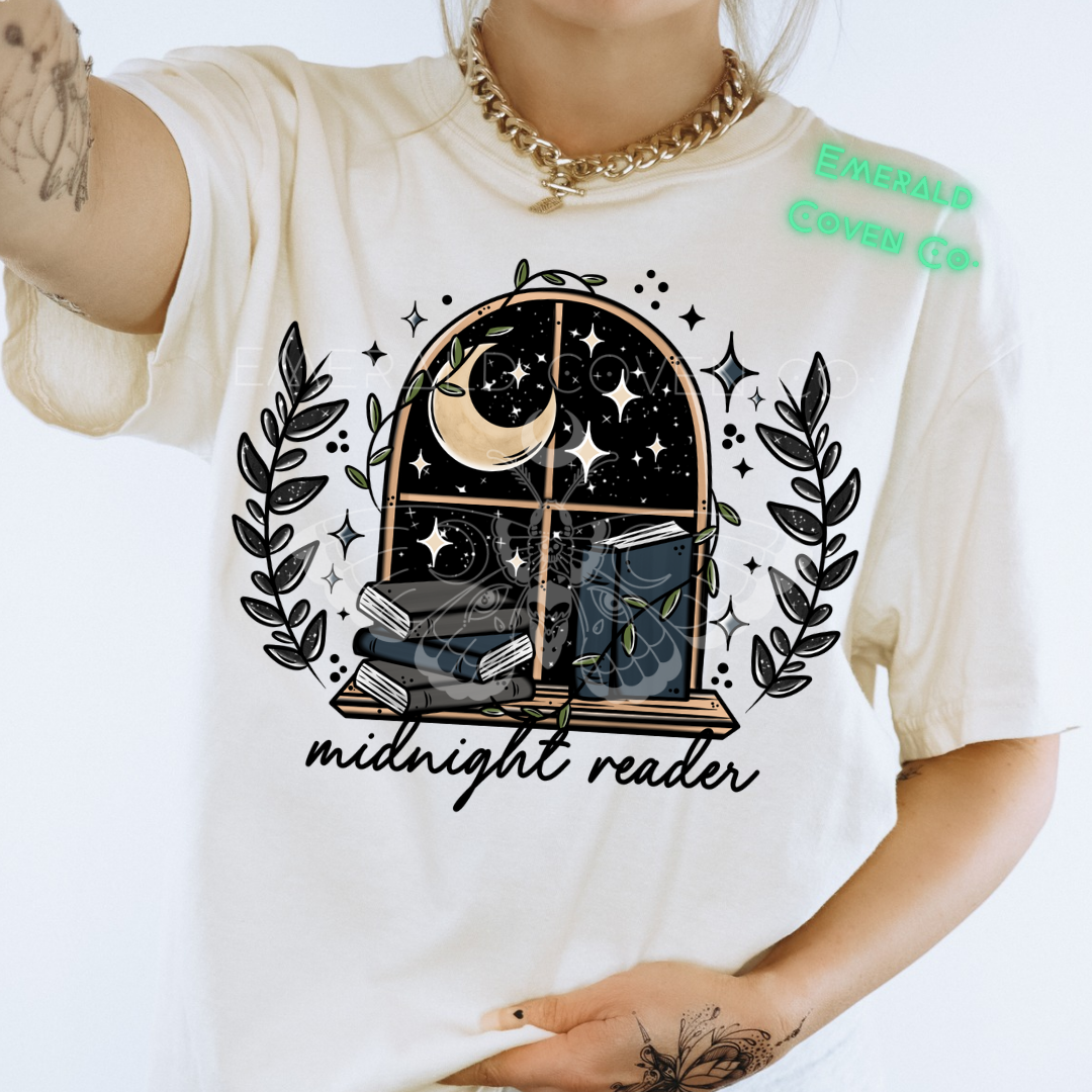 MIDNIGHT READER – EmeraldCovenCo